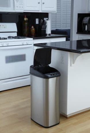 How to choose a kitchen trash can to suit your needs